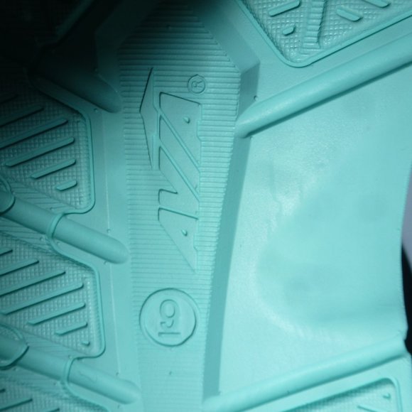 Avia | Shoes | Summer Sale Womens Beach Avia Hightail Slide Slips On ...